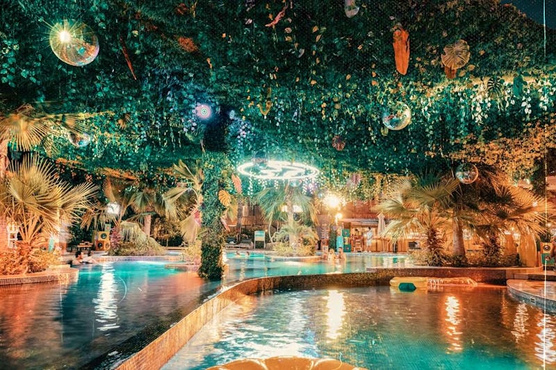 Barasti, Dubai - Restaurant Review, Menu, Opening Times